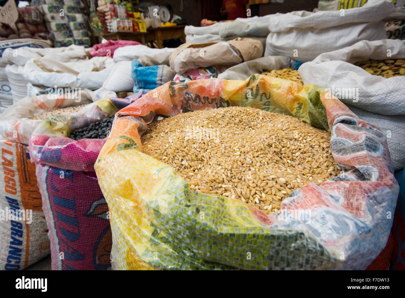 Sacks of rice hi-res stock photography and images - Alamy