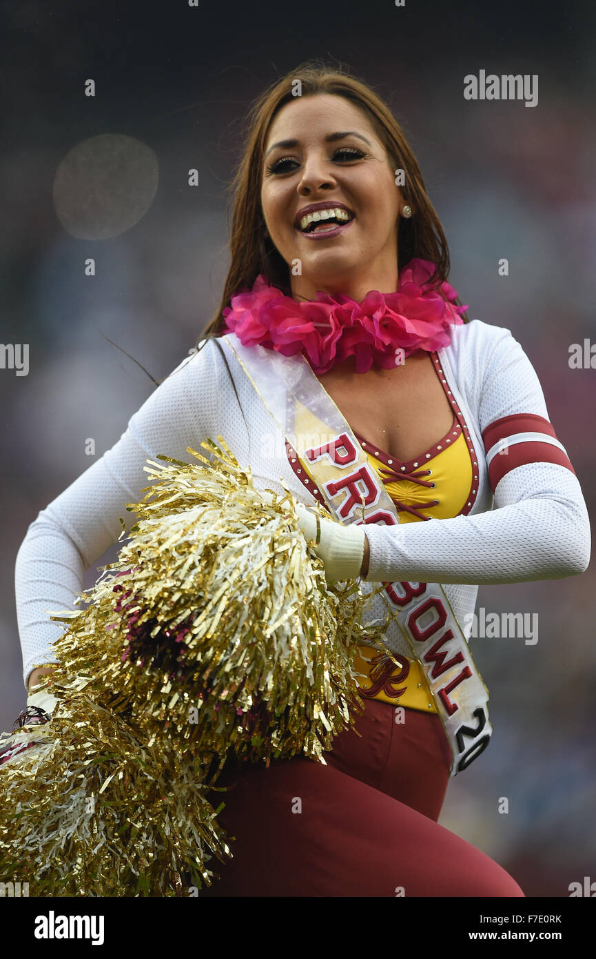 Pro bowl cheerleader hi-res stock photography and images - Alamy