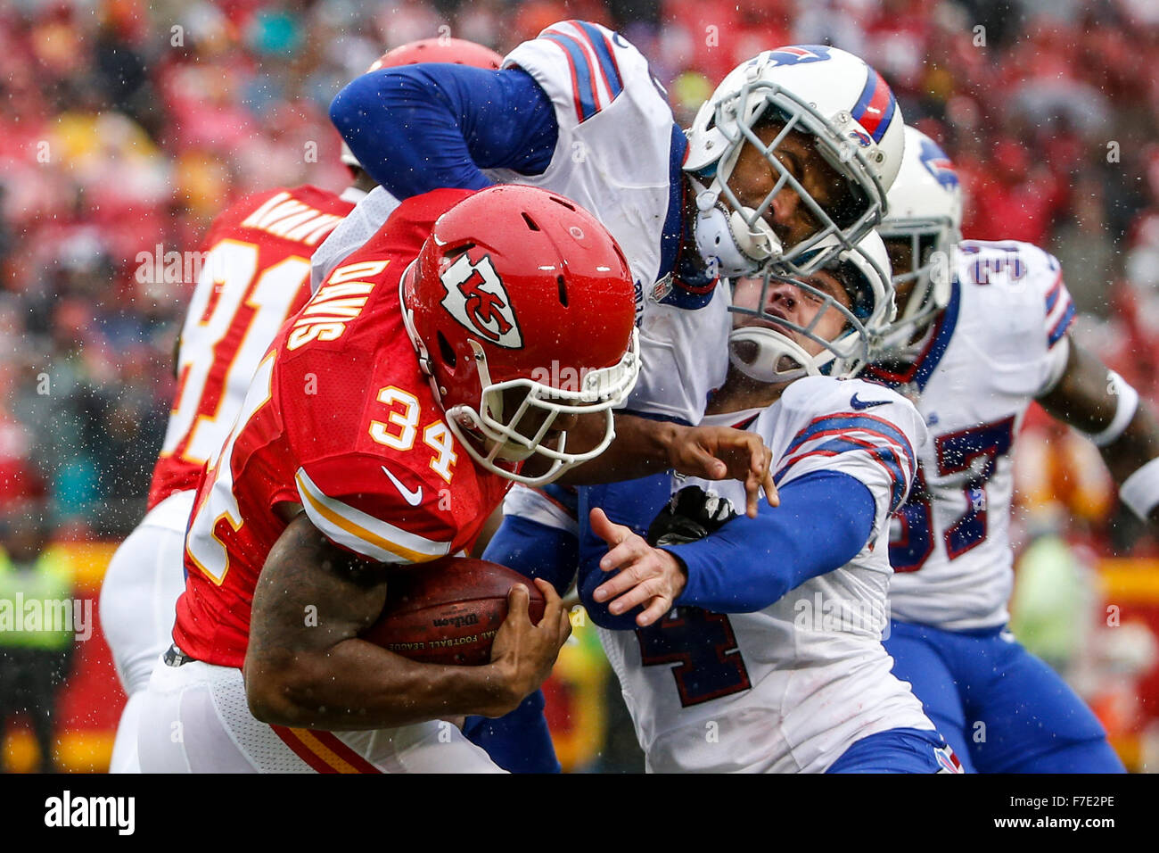 Kansas City, MO, USA. 29th Nov, 2015. Kansas City Chiefs running back ...