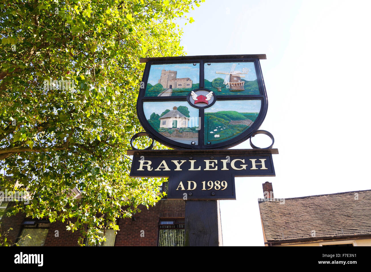 Rayleigh Town Sign, Rayleigh, Essex, England, United Kingdom Stock ...