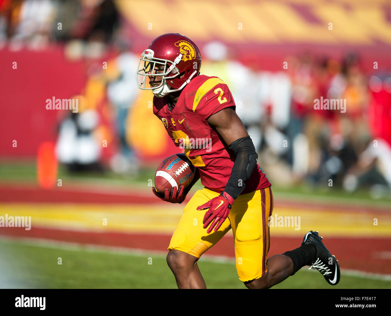 Los Angeles, CA, USA. 28th Nov, 2015. USC wide receiver (2) Adoree ...