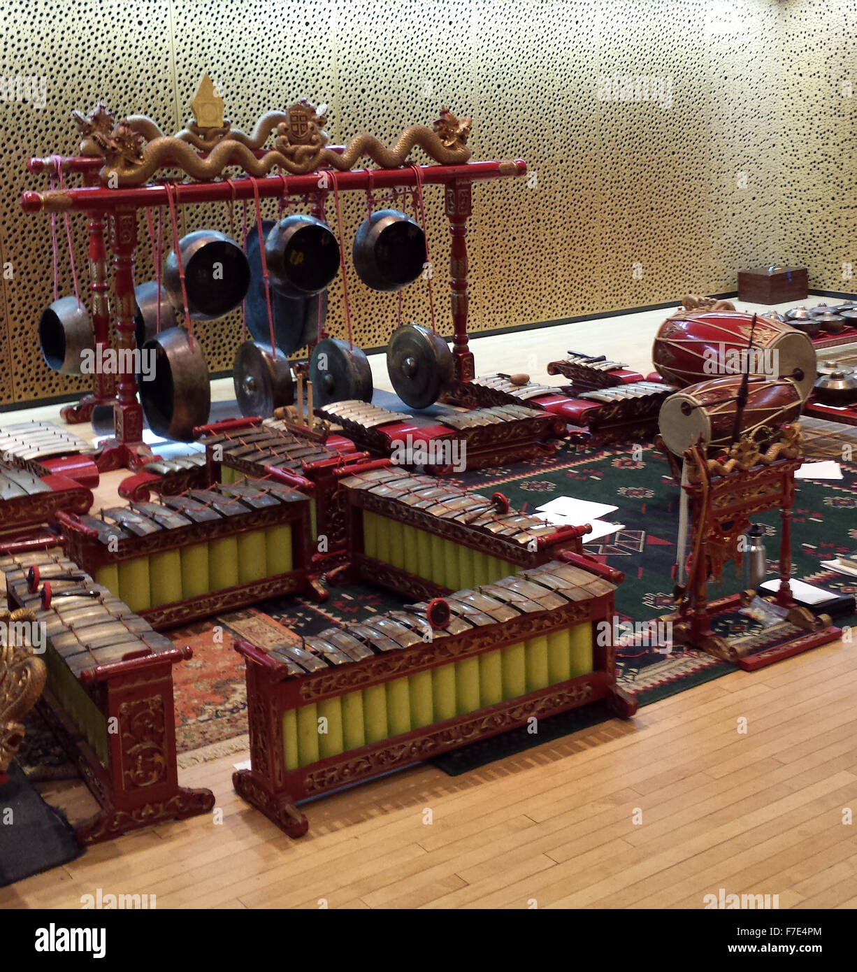 Gamelan Set Up