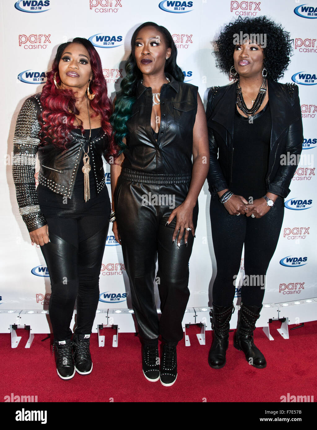 SWV Pose at The 2nd Annual WDAS Holiday Jam at The Wells Fargo Center ...