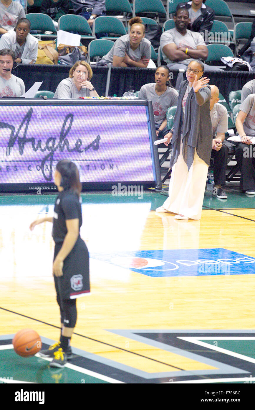 November 29, 2015 - South Carolina Gamecocks head coach Dawn Staley ...