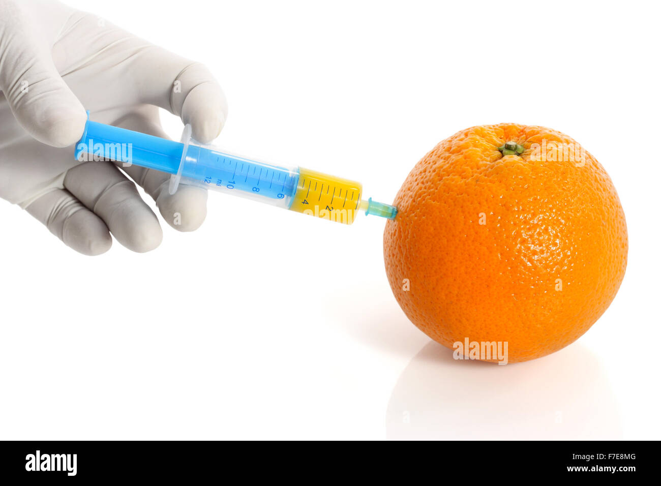 White latex juice hi-res stock photography and images - Alamy