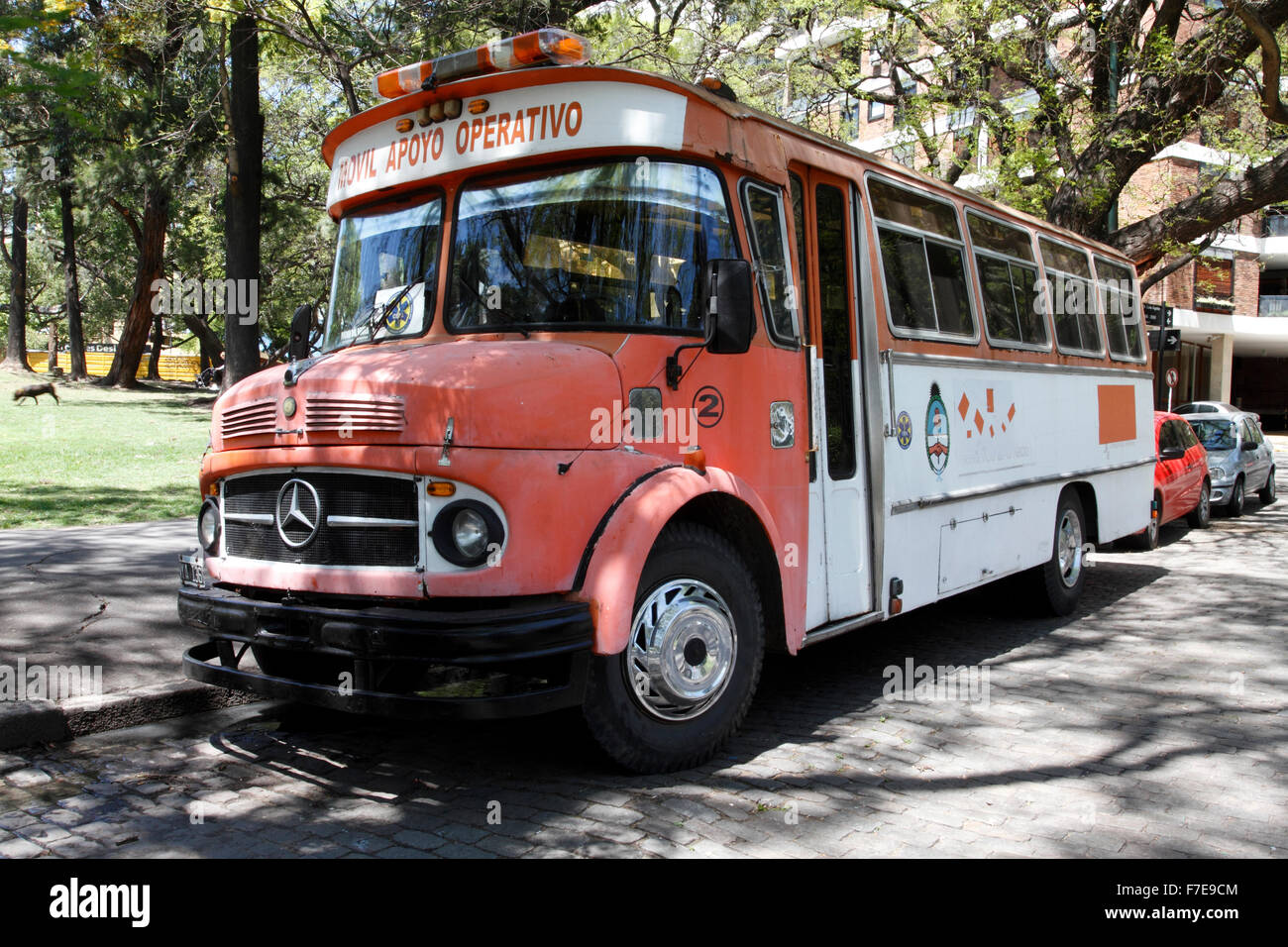Mercedes bus hi-res stock photography and images - Alamy