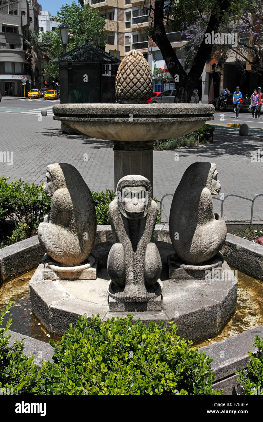 Monkey fountain in Cordoba, Argentina Stock Photo - Alamy