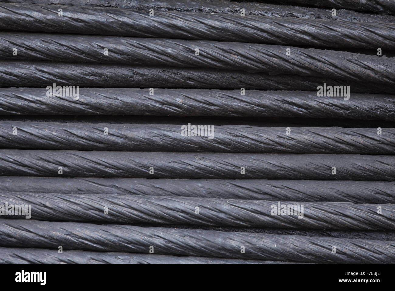Steel cable texture hi-res stock photography and images - Alamy