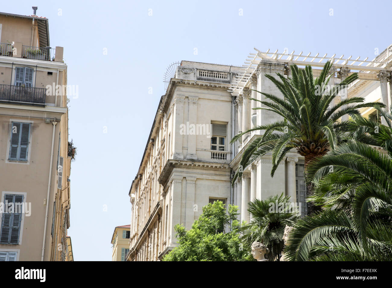 Historic french architecture hi-res stock photography and images - Alamy