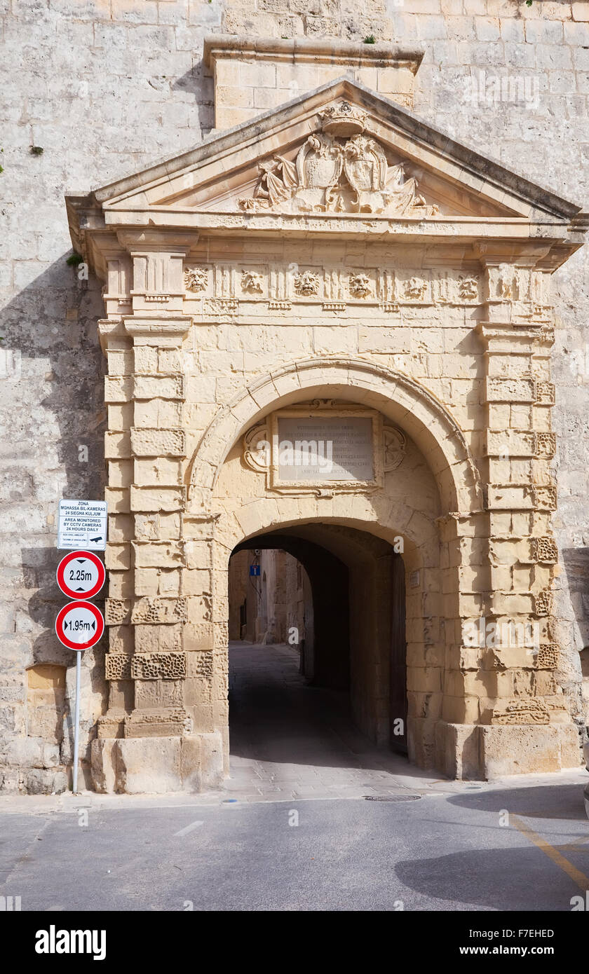 Malta mdina greek gate hi-res stock photography and images - Alamy