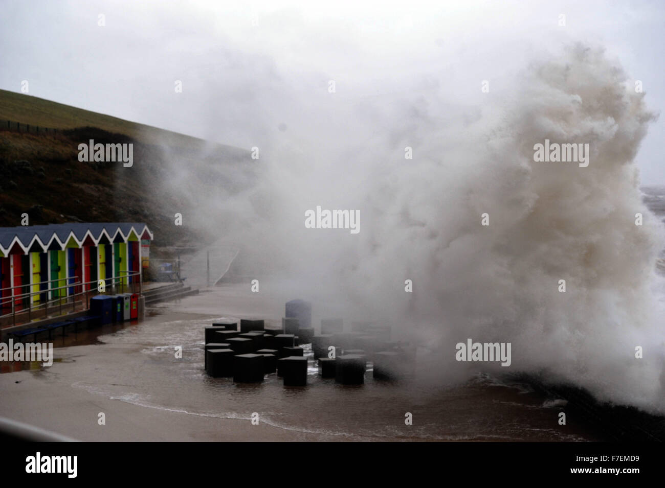 High winds hit the coast at Whitmore Bay, Barry Island in the Vale of ...