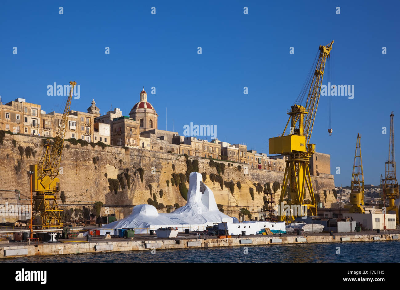 Malta valletta boats in dockyard hi-res stock photography and images ...
