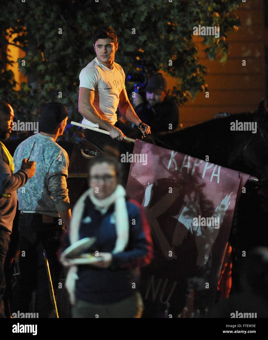 Zac Efron puts on his saddle for a scene in 'Neighbors 2' filming in ...