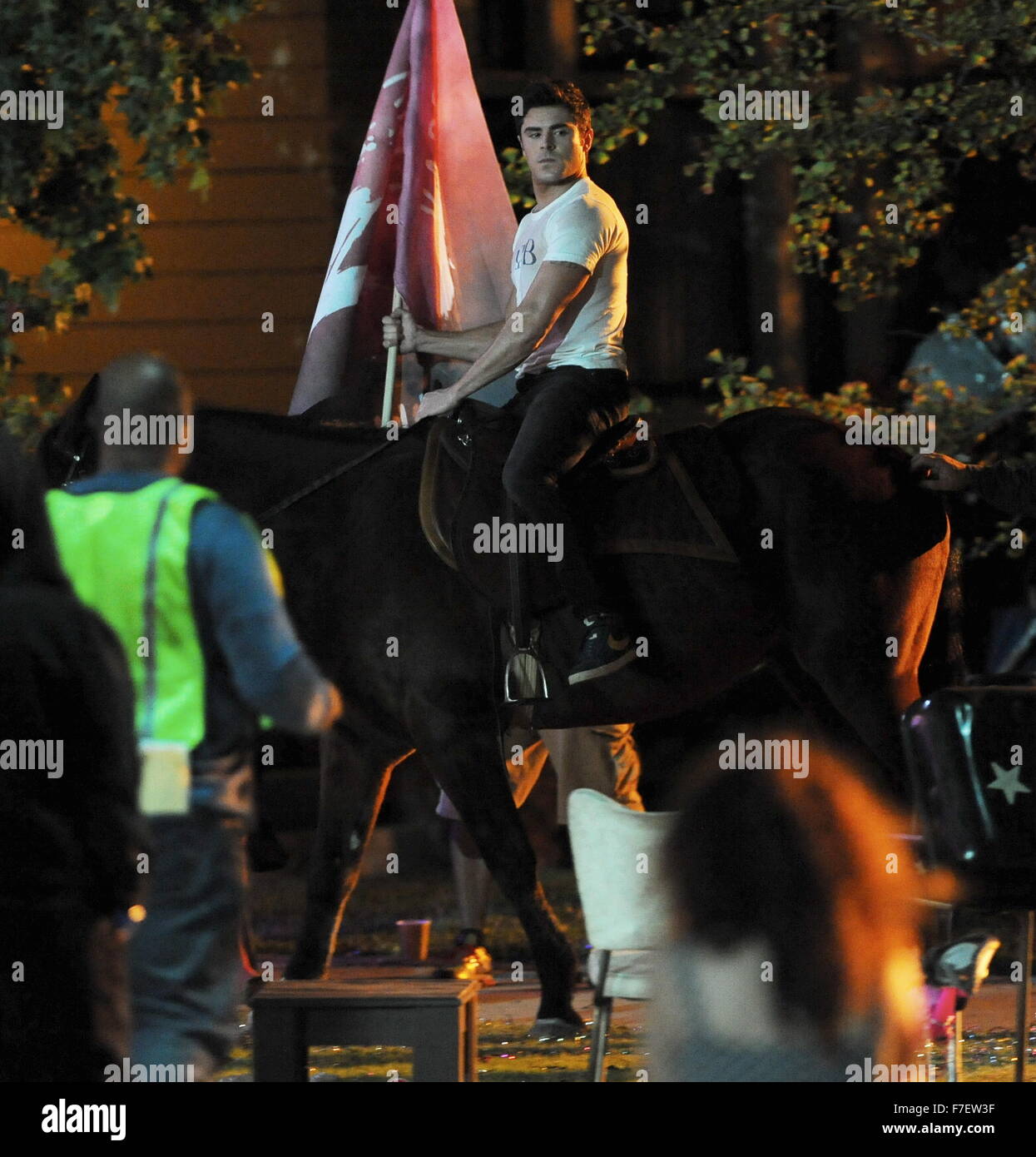 Zac Efron puts on his saddle for a scene in 'Neighbors 2' filming in ...
