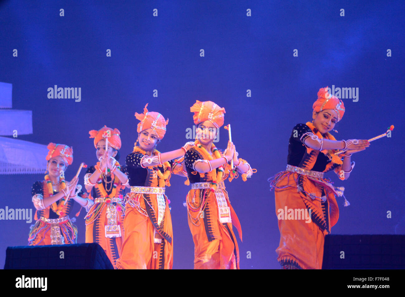 Dhaka, Bangladesh. 29th November, 2015. Bangladeshi artists performs ...