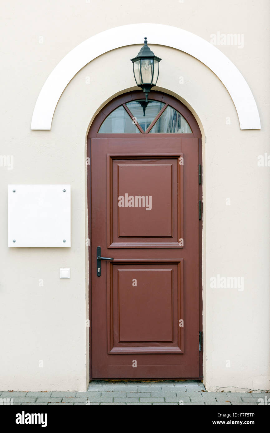 Entrance exterior signboard hi-res stock photography and images - Alamy