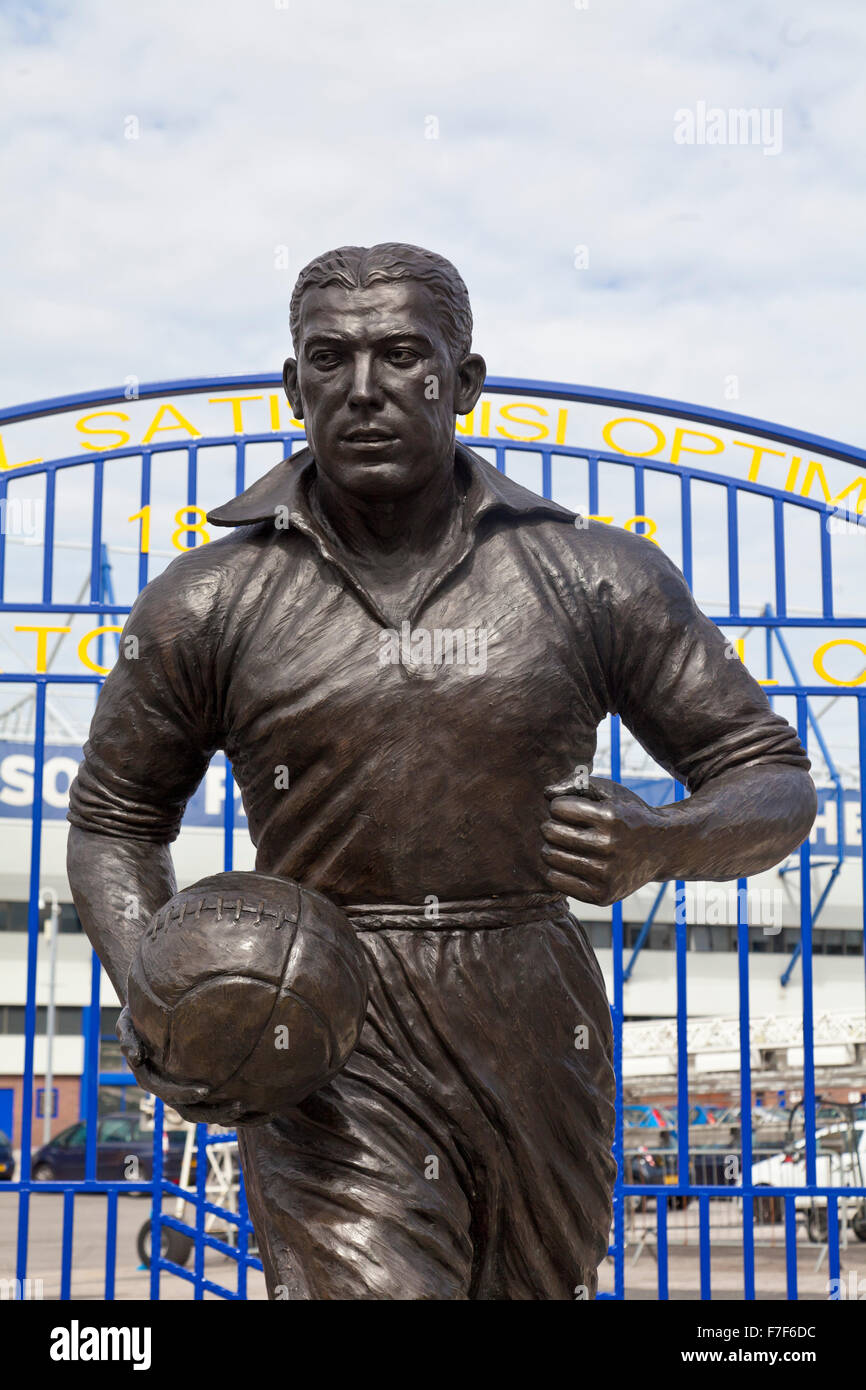 Documentary pictures Everton FC, Goodison to Liverpool FC, Anfield ...