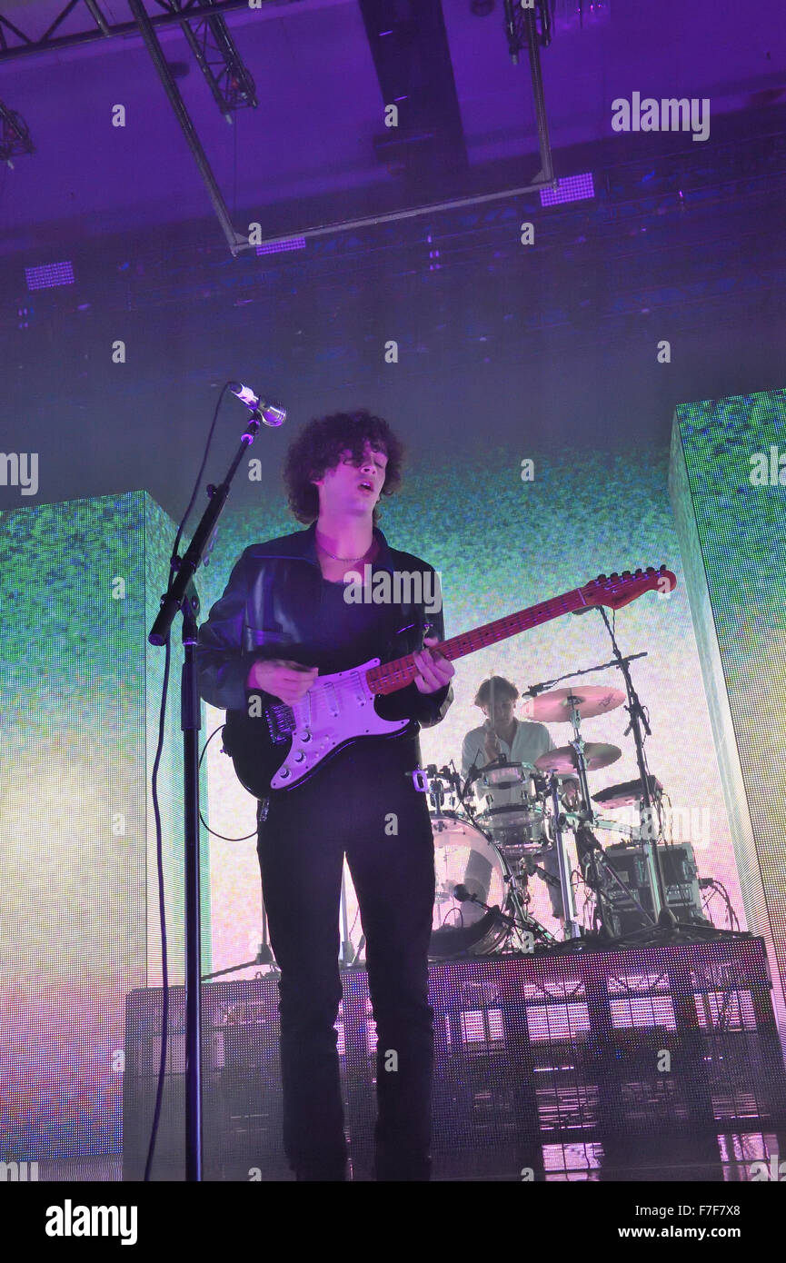 Matthew healy 1975 hi-res stock photography and images - Alamy