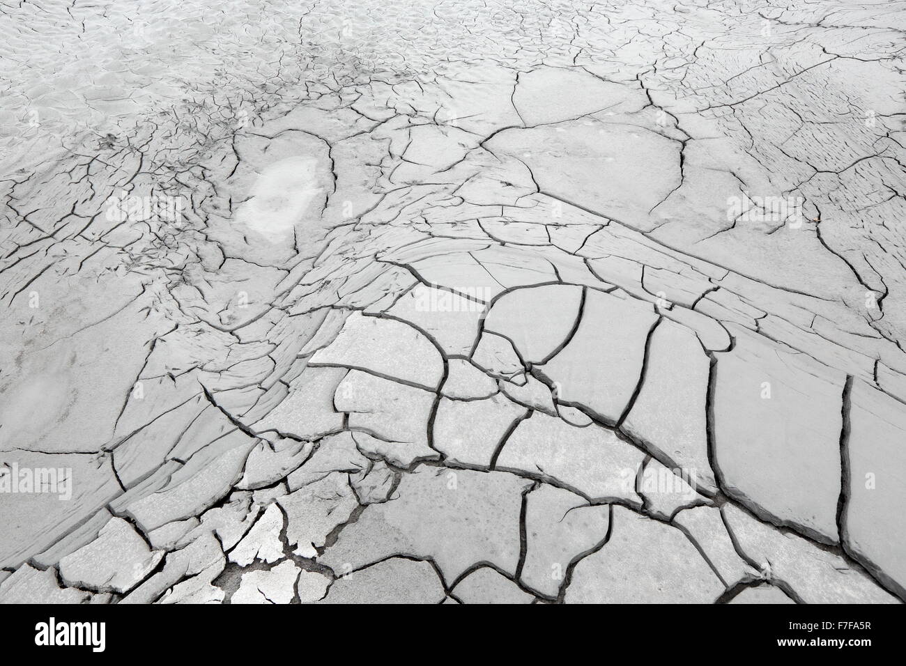 Land and water hi-res stock photography and images - Alamy