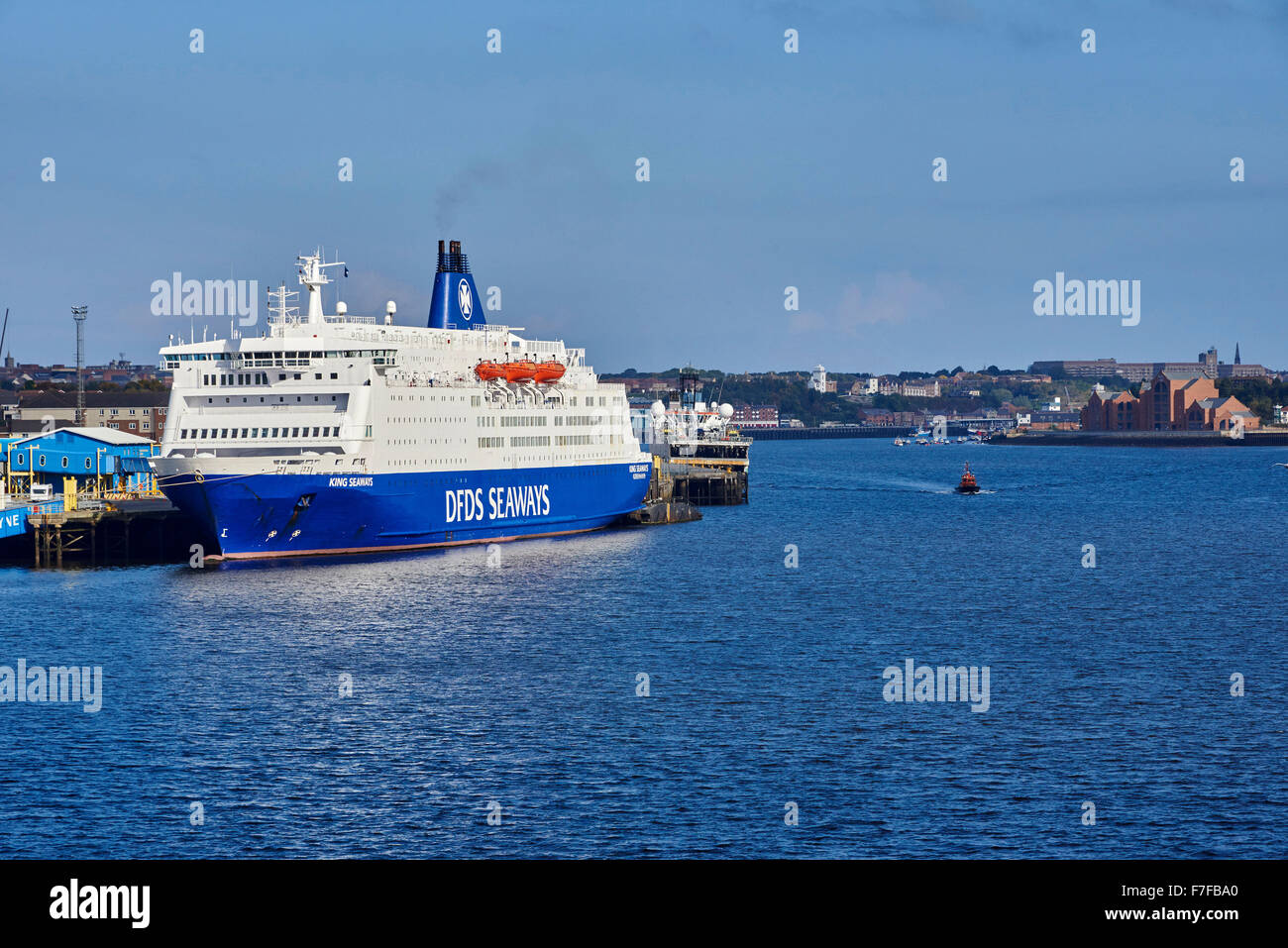 North shields ferry hi-res stock photography and images - Alamy