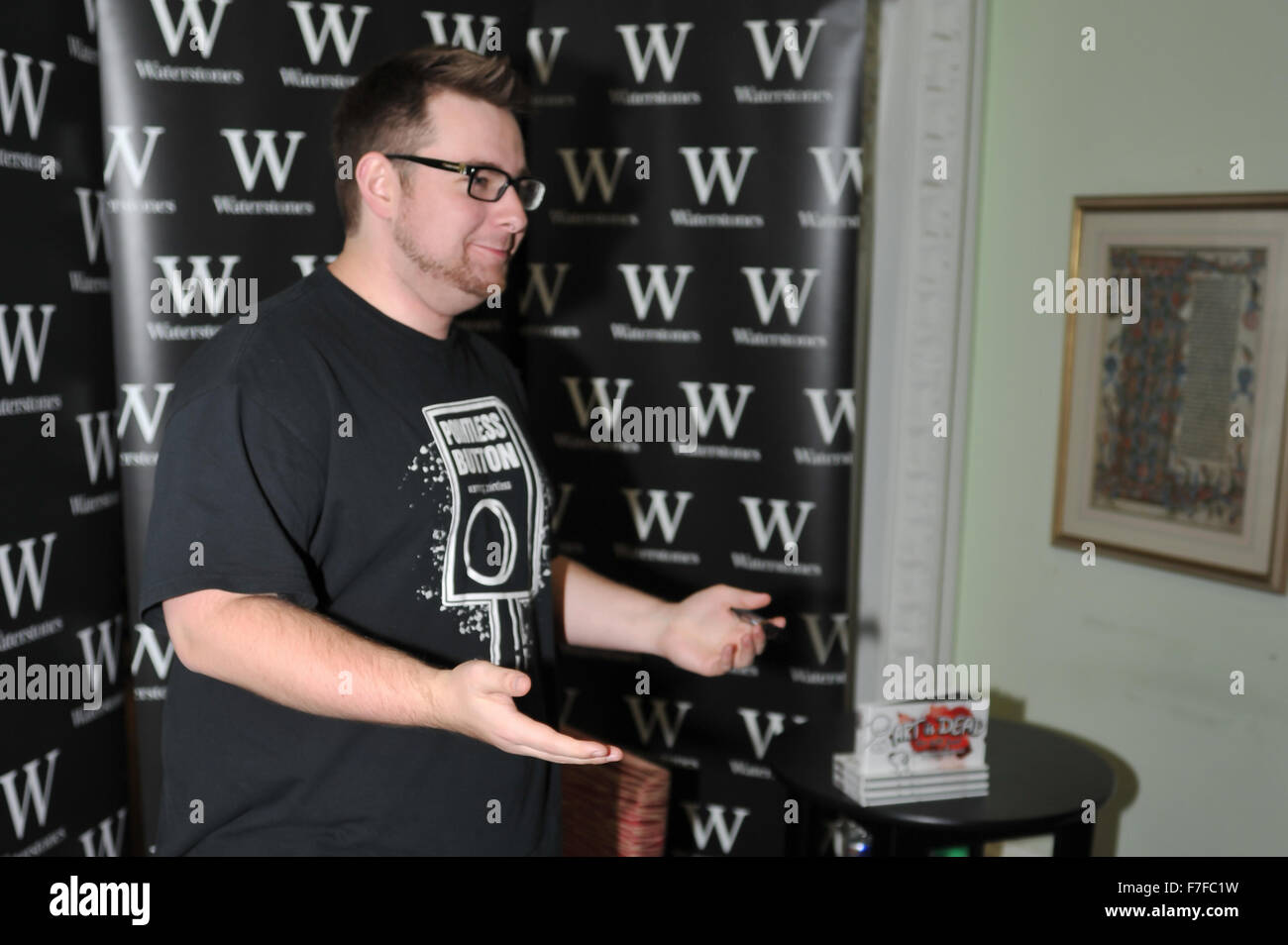 Thomas Ridgewell aka TomSka promoting and signing copies of his book ...