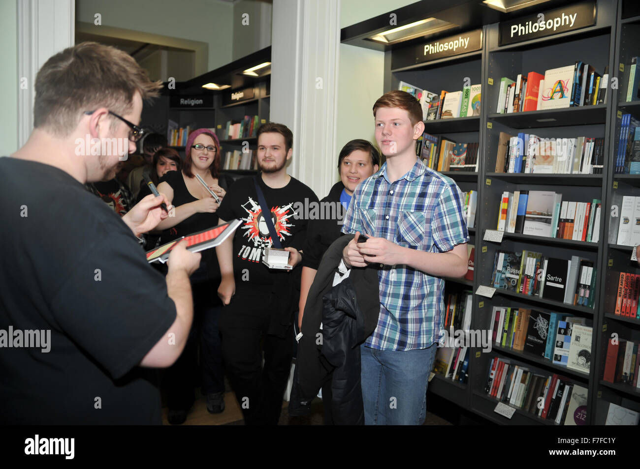 Thomas Ridgewell aka TomSka promoting and signing copies of his book ...