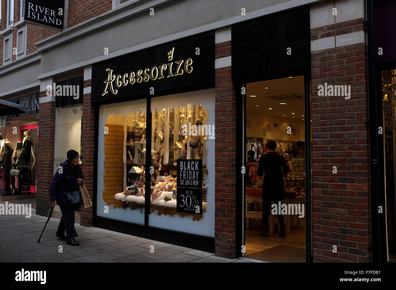 Accessorize uk hi-res stock photography and images - Alamy