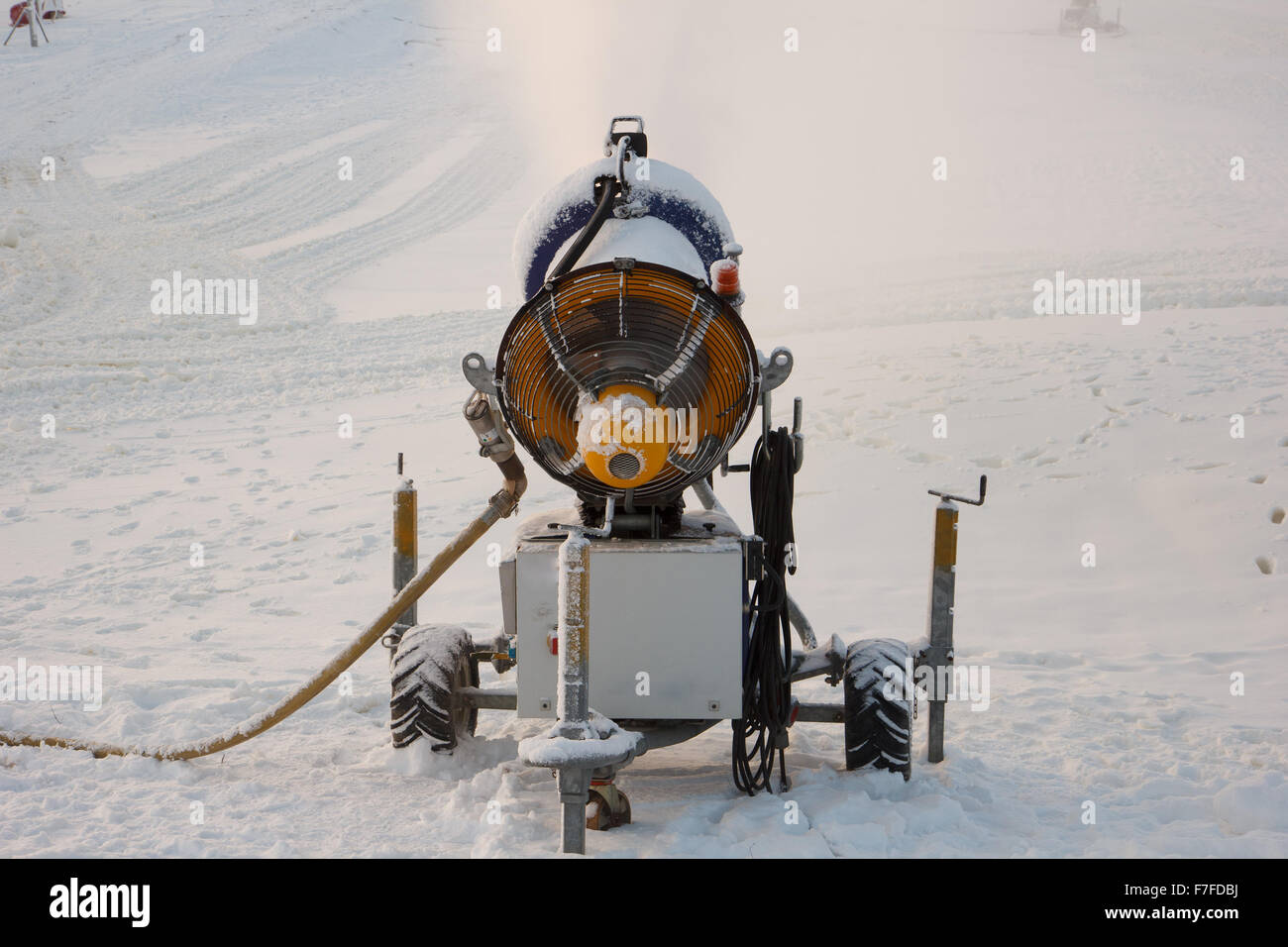 Snow cannon machine Stock Photo - Alamy