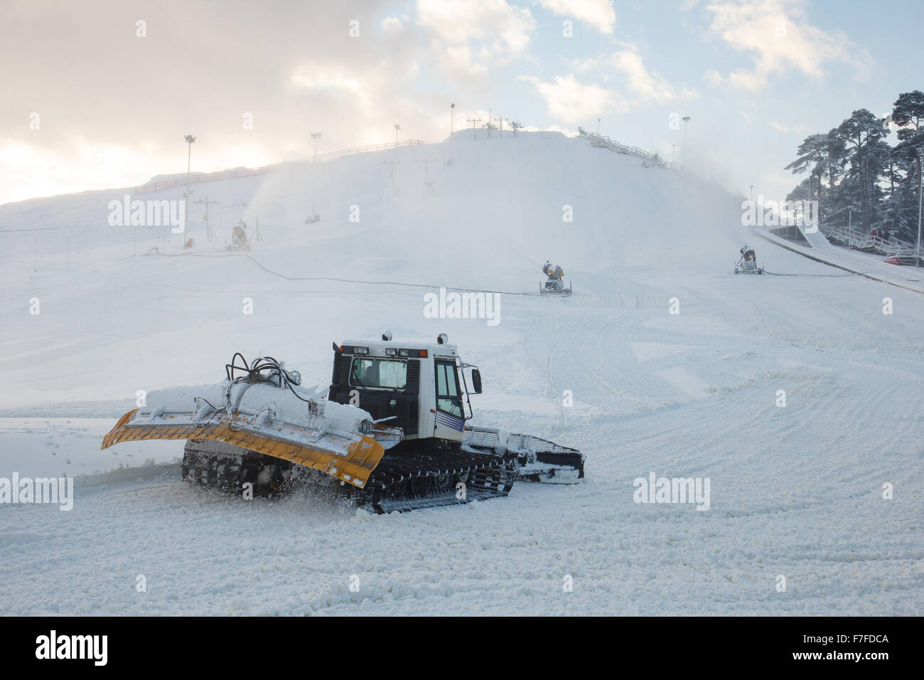 Snow moving vehicle Stock Photo - Alamy
