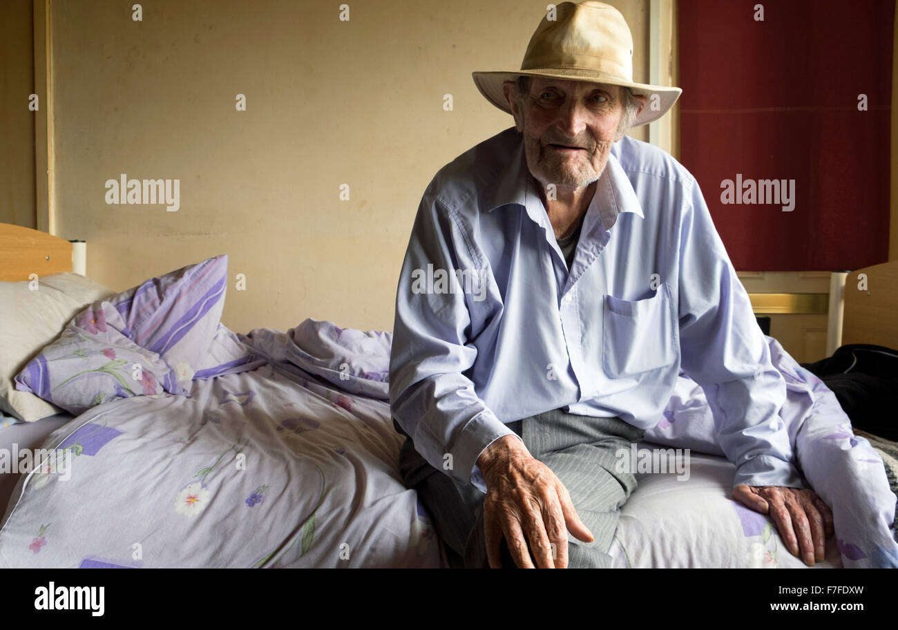 Bedridden hi-res stock photography and images - Alamy