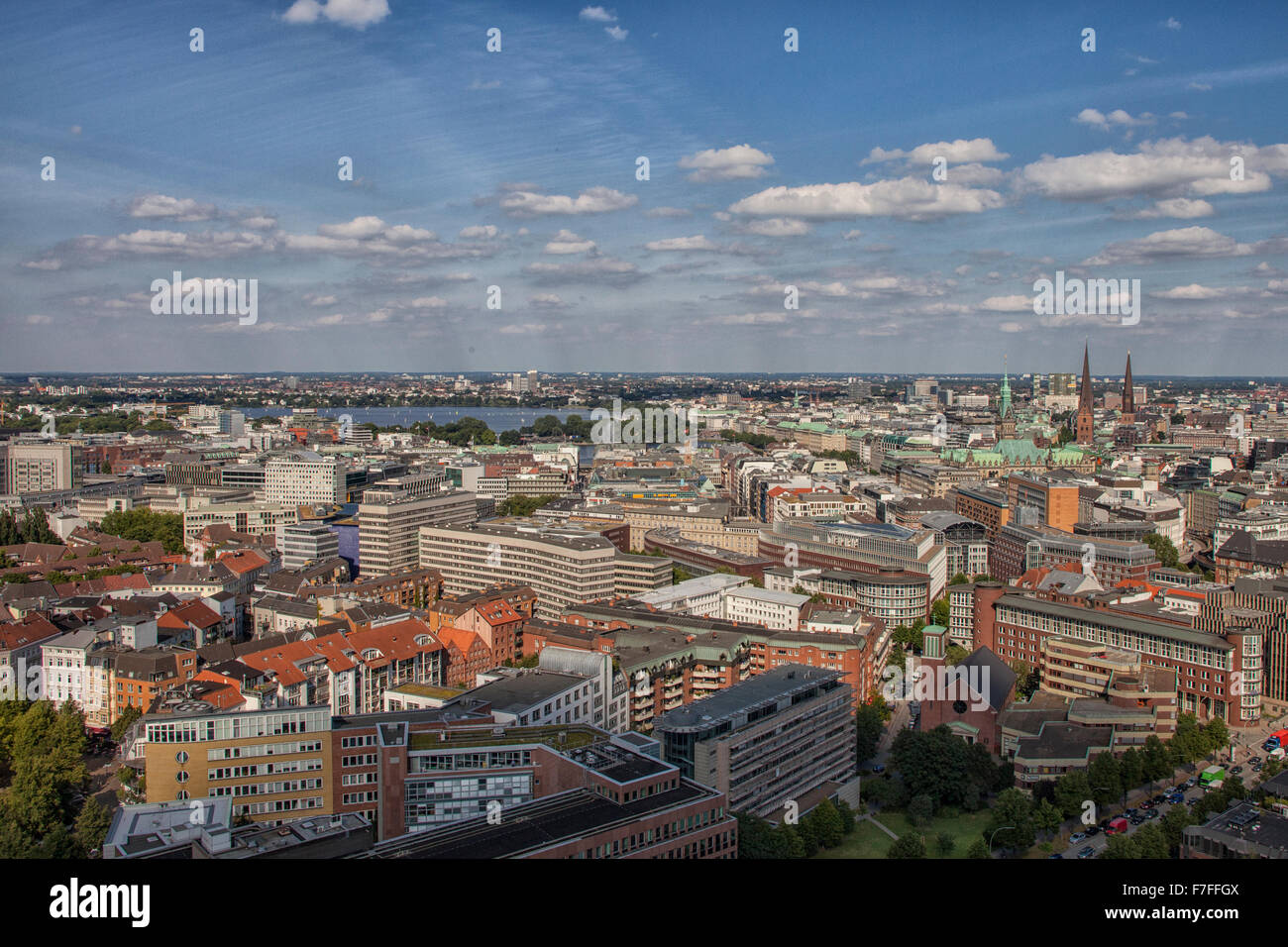 Hamburg city hi-res stock photography and images - Alamy