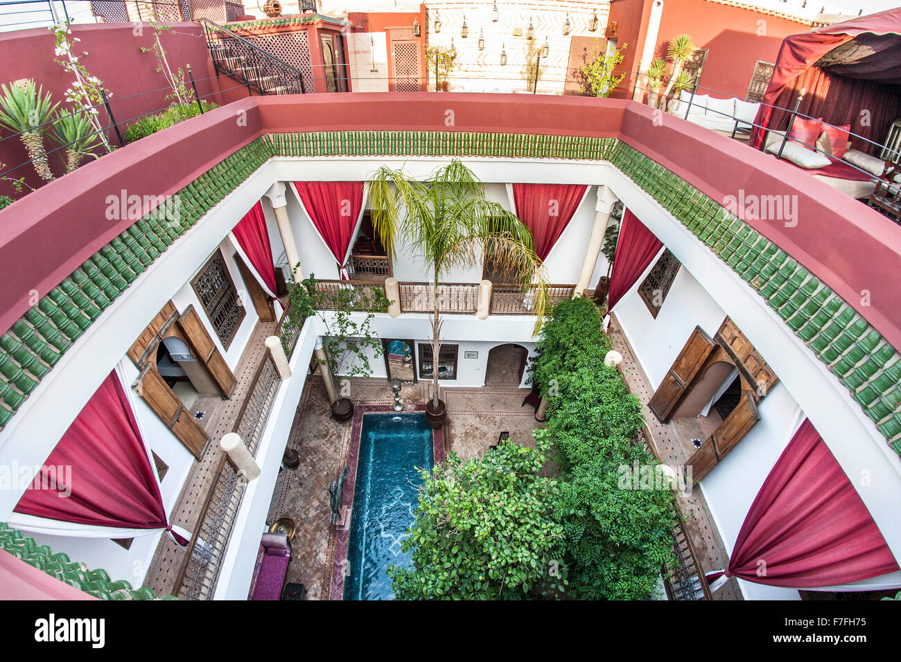 Courtyard and pool of Riad El Zohar, Marrakech, Morocco Stock Photo - Alamy