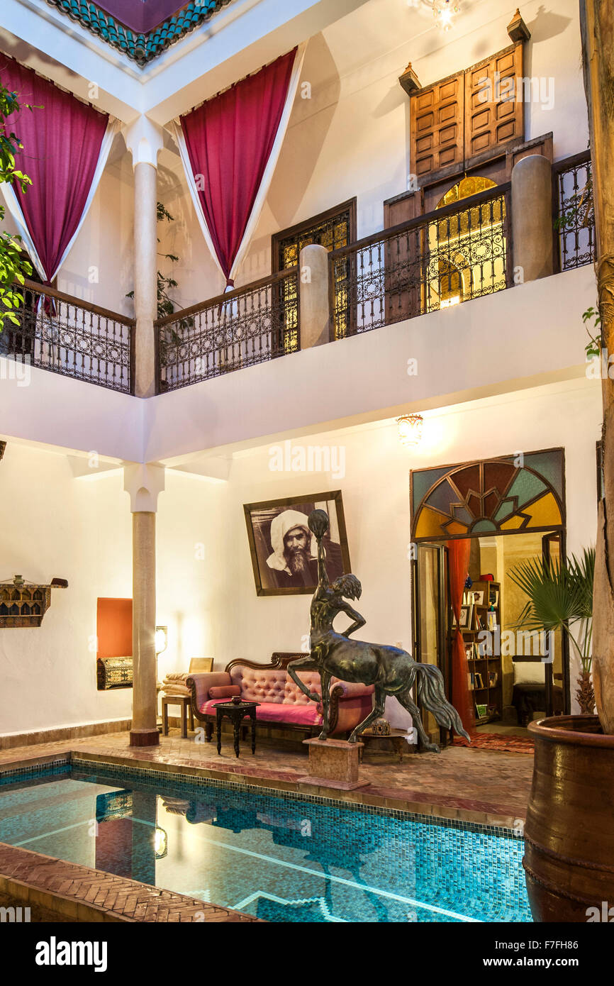 Courtyard and pool of Riad El Zohar, Marrakech, Morocco Stock Photo - Alamy
