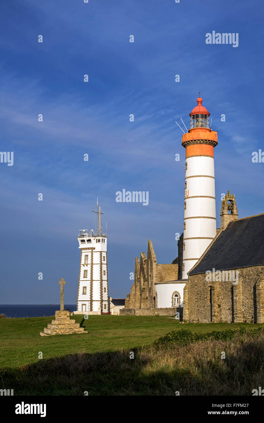 The Pointe Saint Mathieu with its signal station, lighthouse and abbey ...