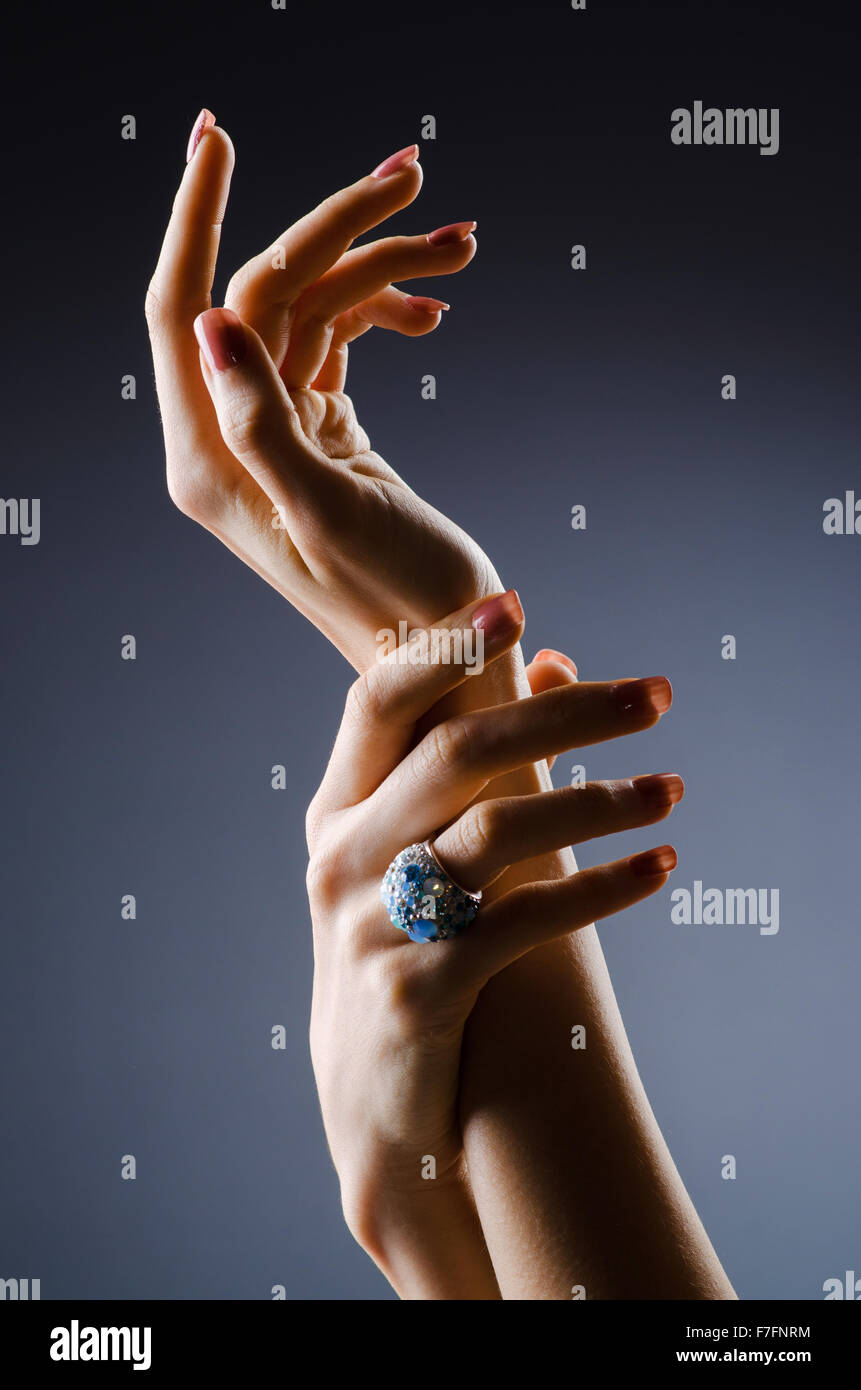 Engagement ring on the hand Stock Photo - Alamy