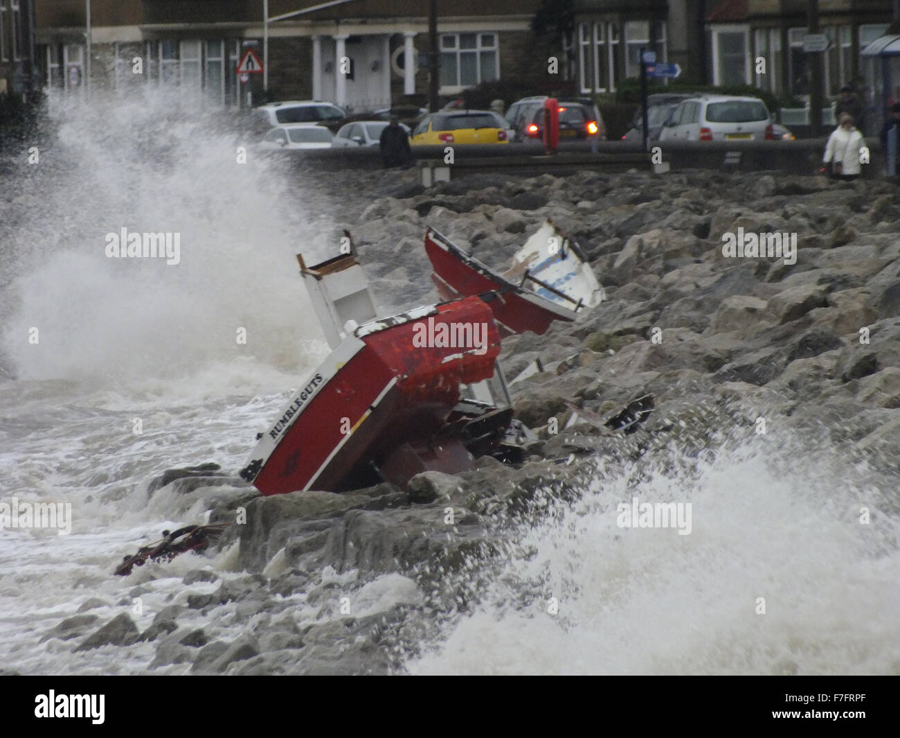 Broken moorings hi-res stock photography and images - Alamy