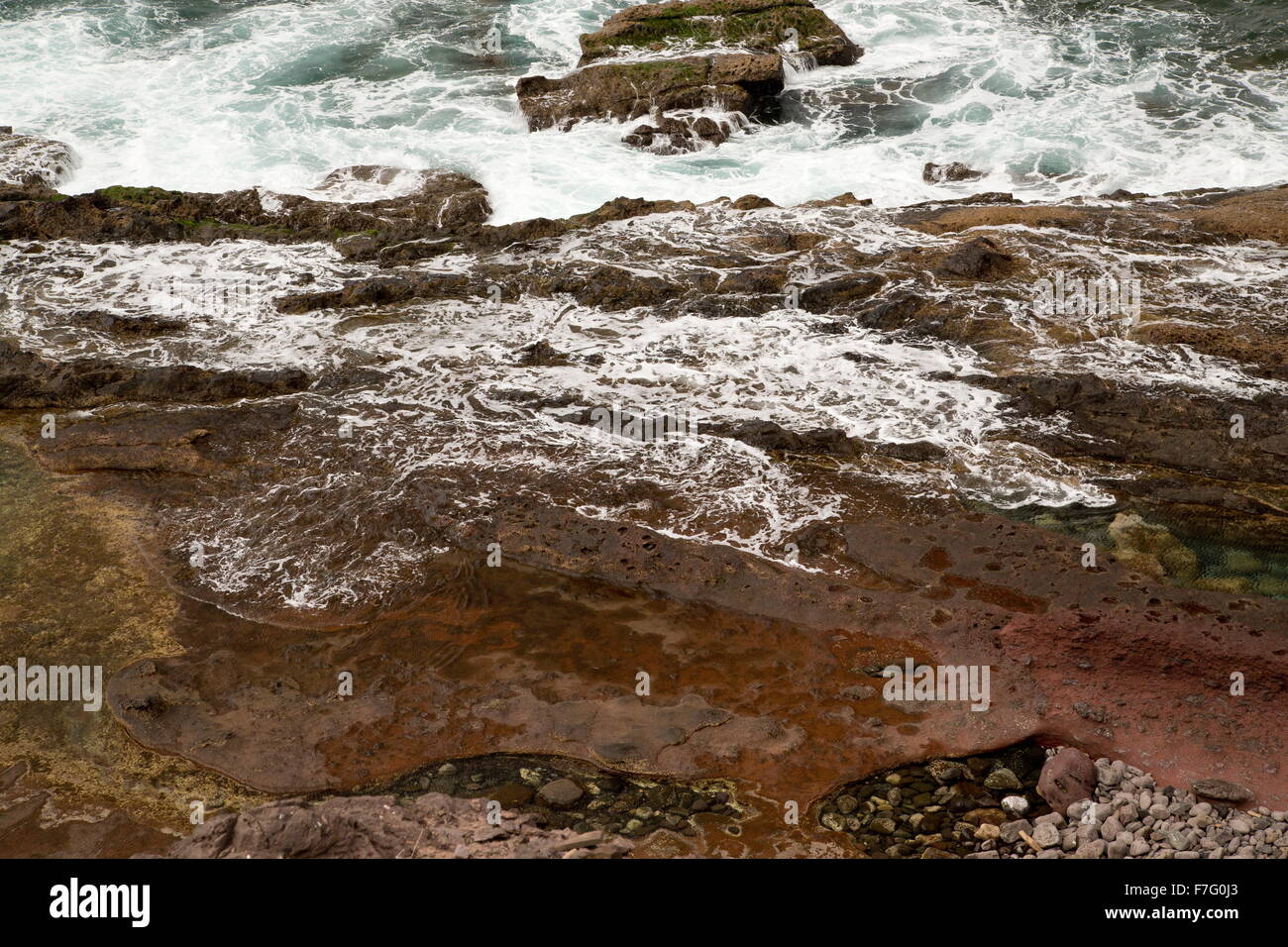 Lava cliffs hi-res stock photography and images - Alamy