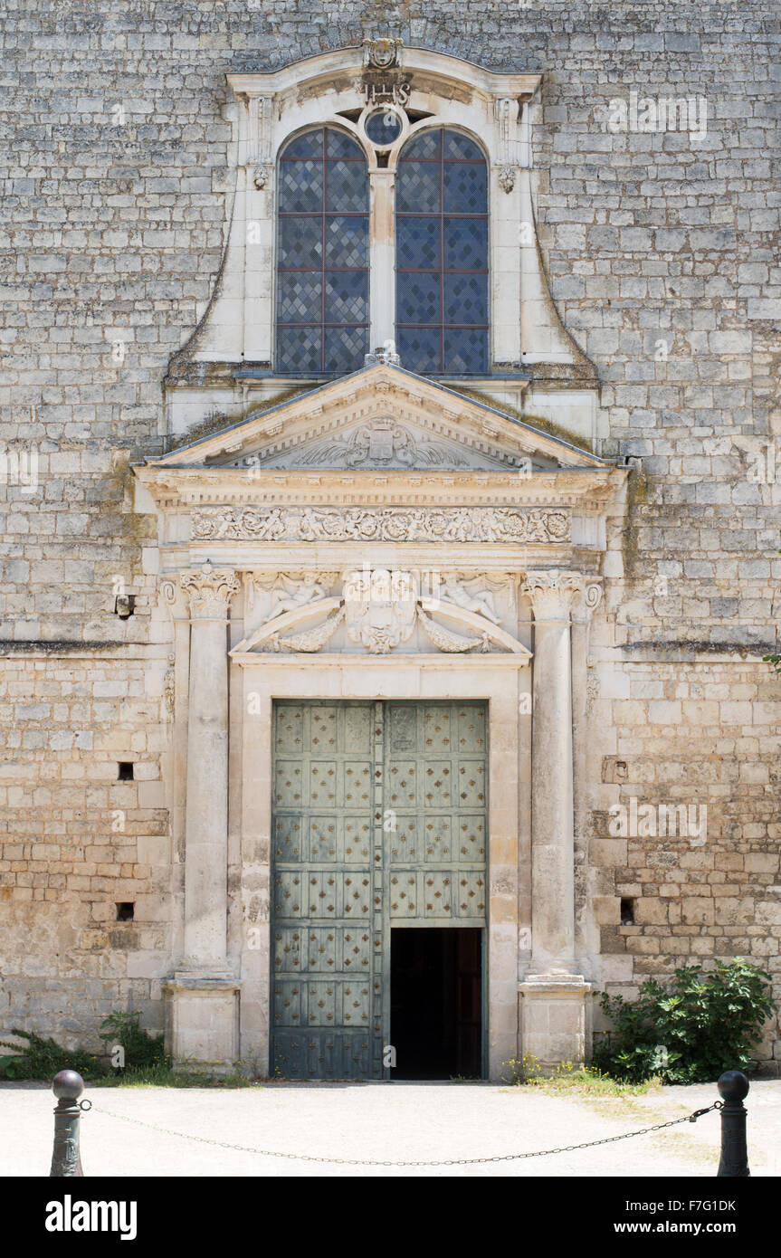 Poitiers old church door hi-res stock photography and images - Alamy