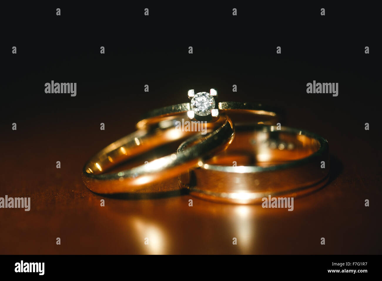 Nice wedding rings Stock Photo - Alamy