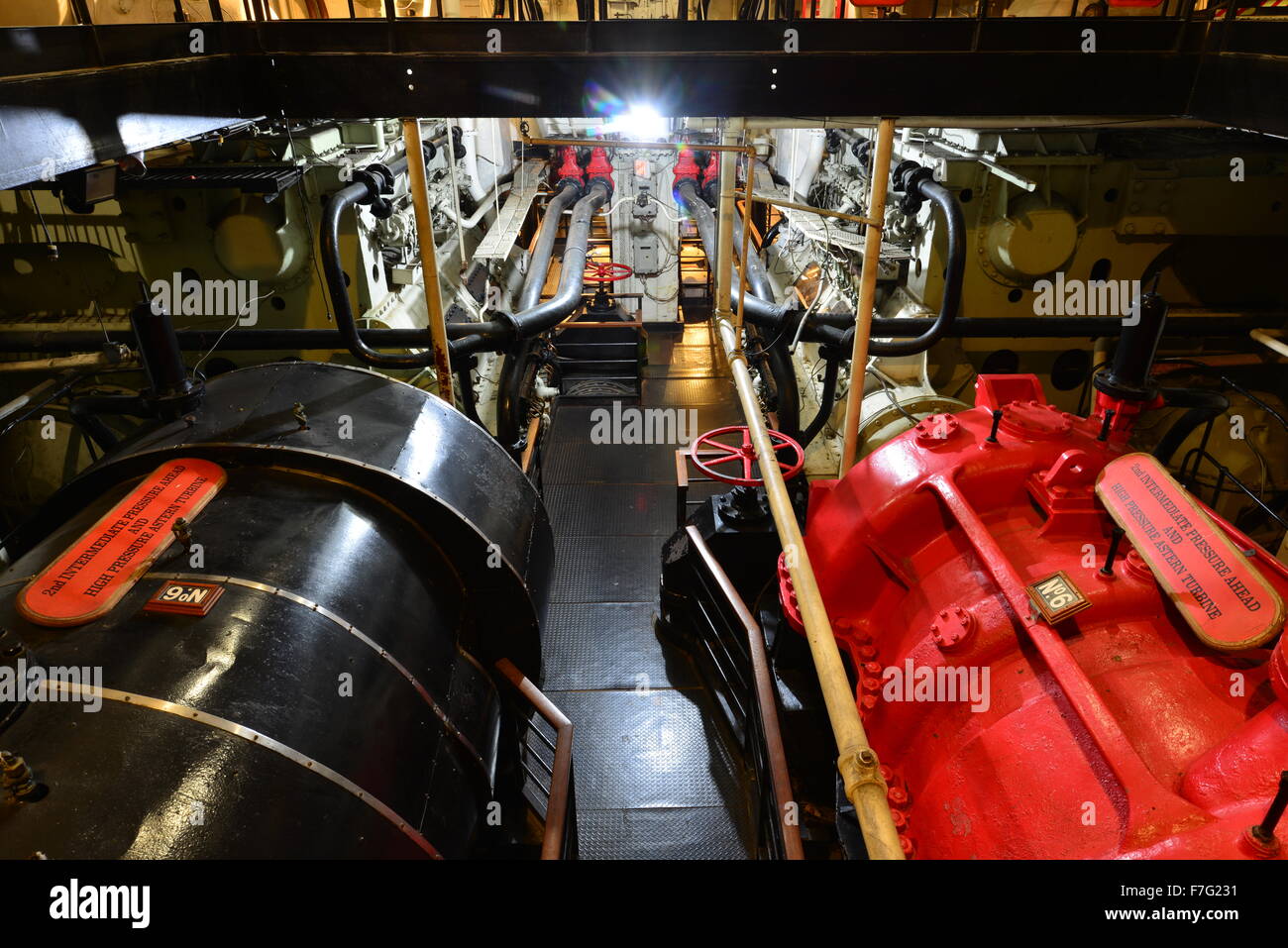 The engine room of the Queen Mary Liner Stock Photo - Alamy
