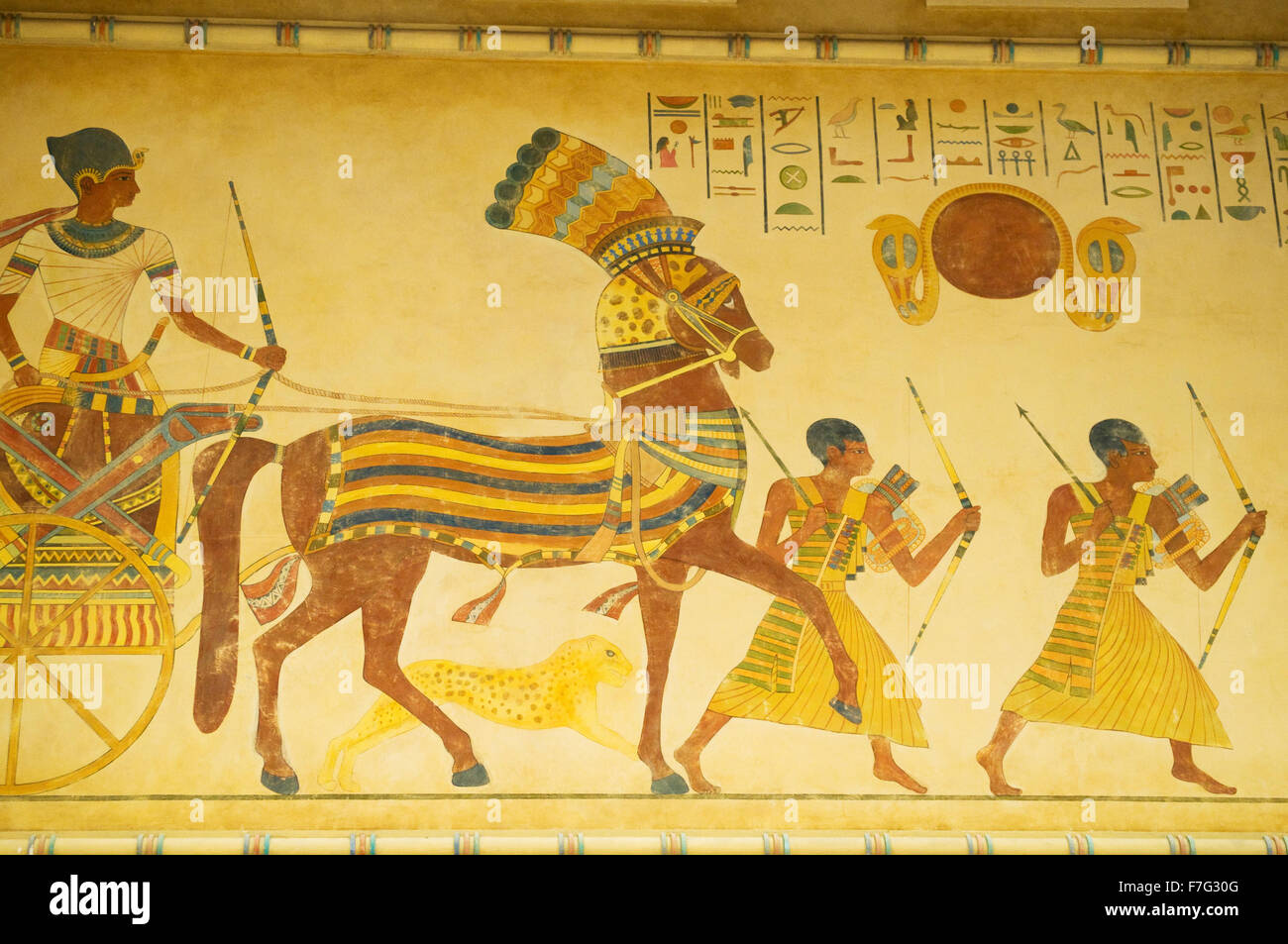 Egyptian concept with paintings on the wall Stock Photo - Alamy