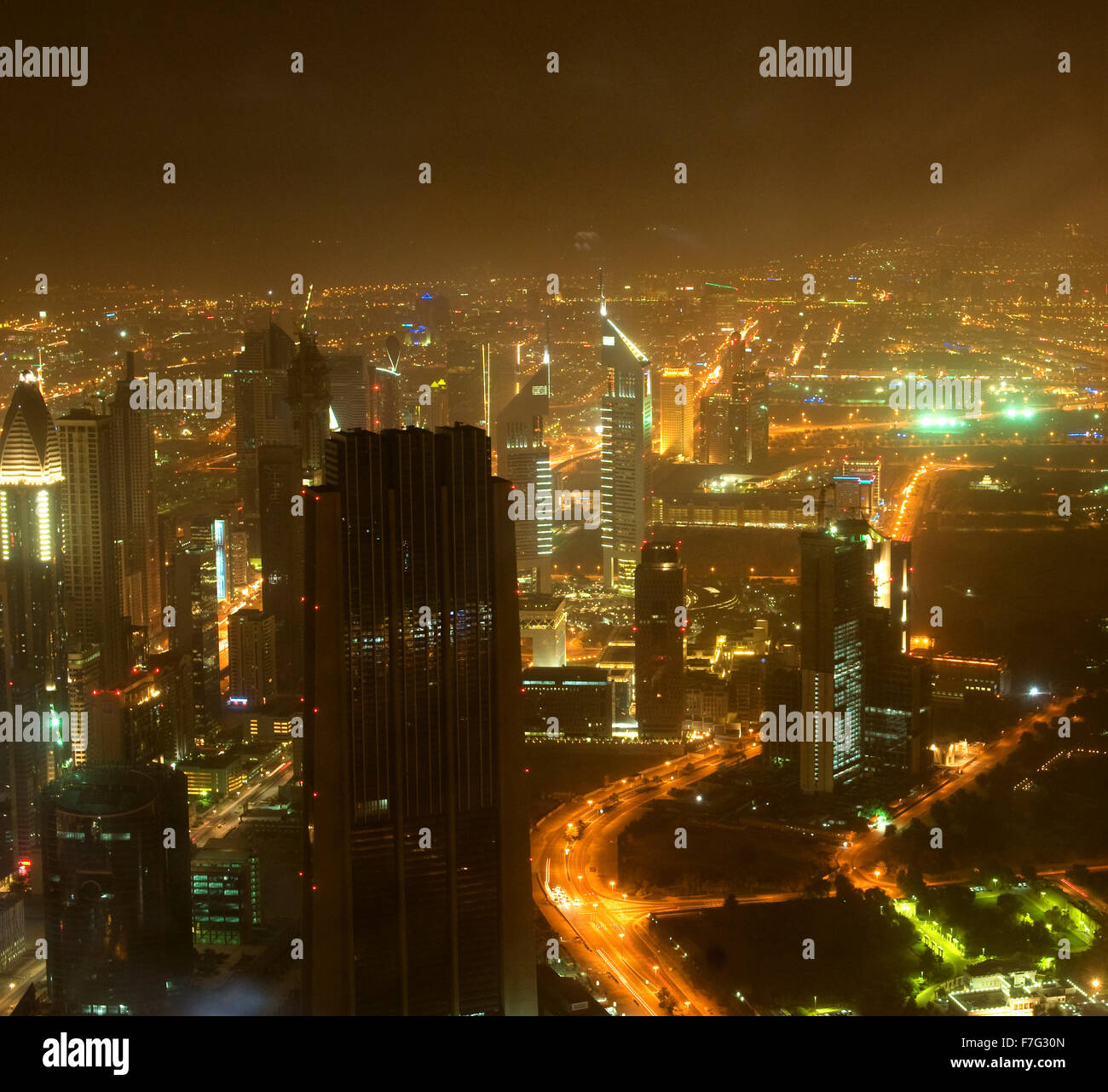Dubai top down view hi-res stock photography and images - Alamy
