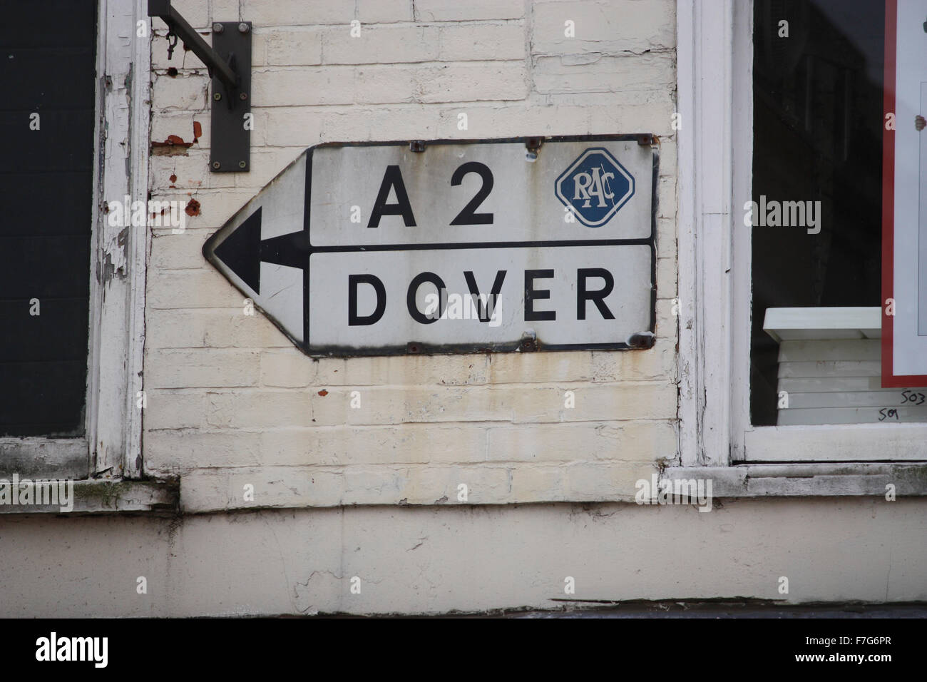A2 road sign dover hi-res stock photography and images - Alamy