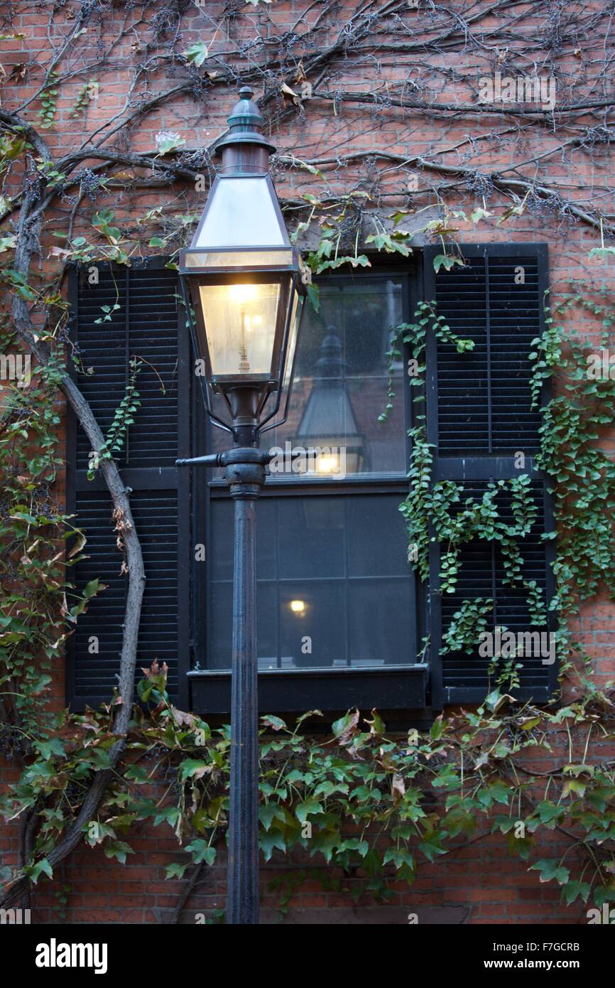 Autumn in the historic neighborhood of Beacon Hill, Boston ...
