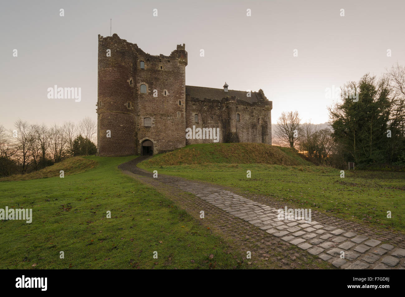 Doune castle hi-res stock photography and images - Alamy