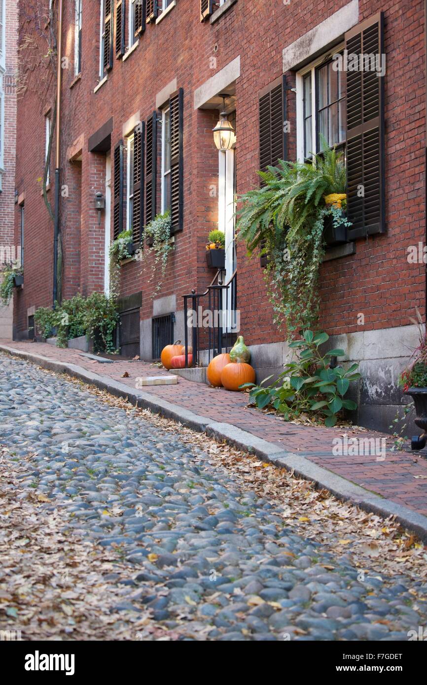 Autumn on iconic Acorn Street in the historic neighborhood of Beacon ...