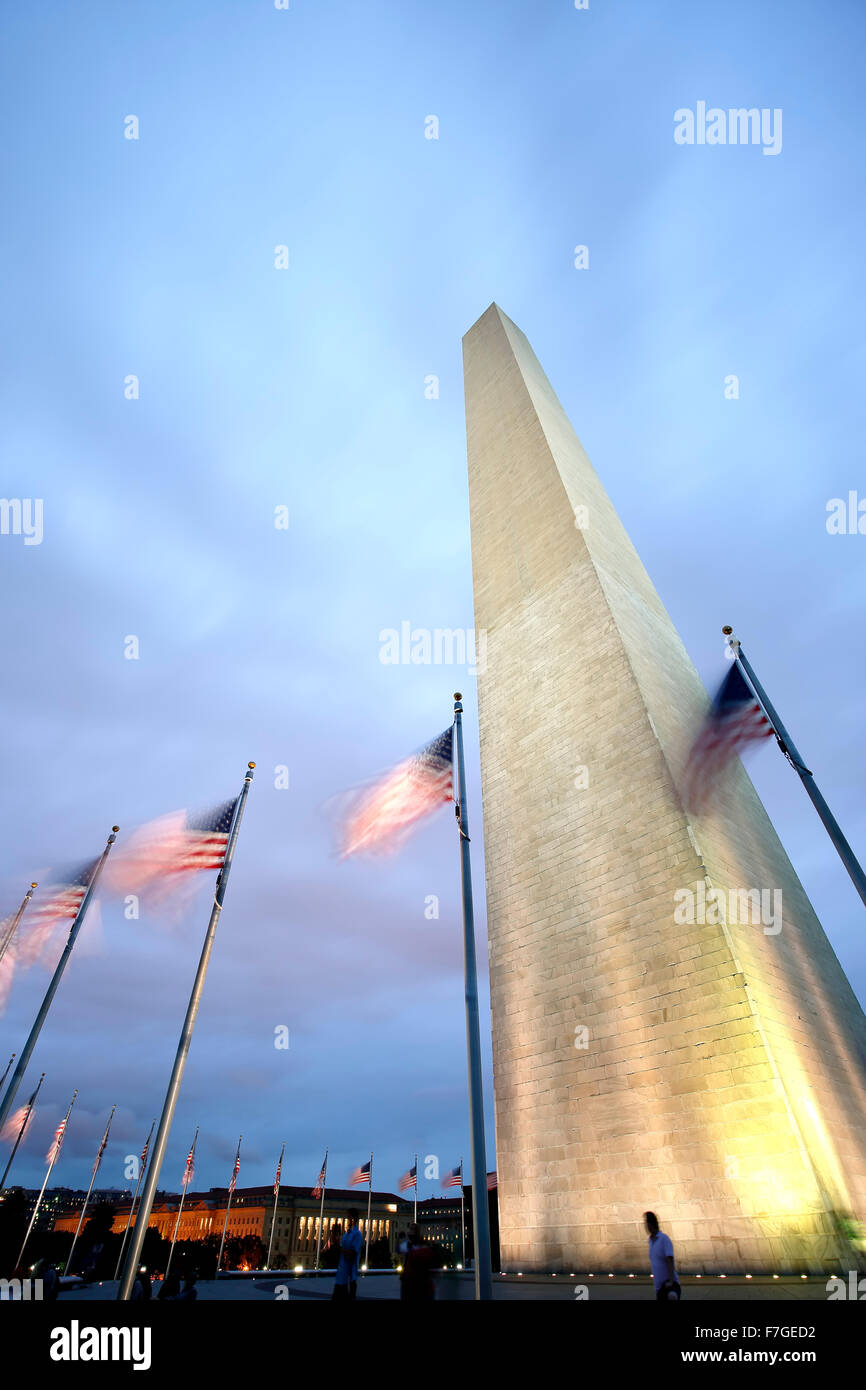 Flags of public buildings hi-res stock photography and images - Alamy