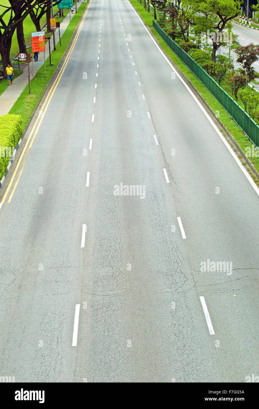 a green highway in singapore Stock Photo - Alamy