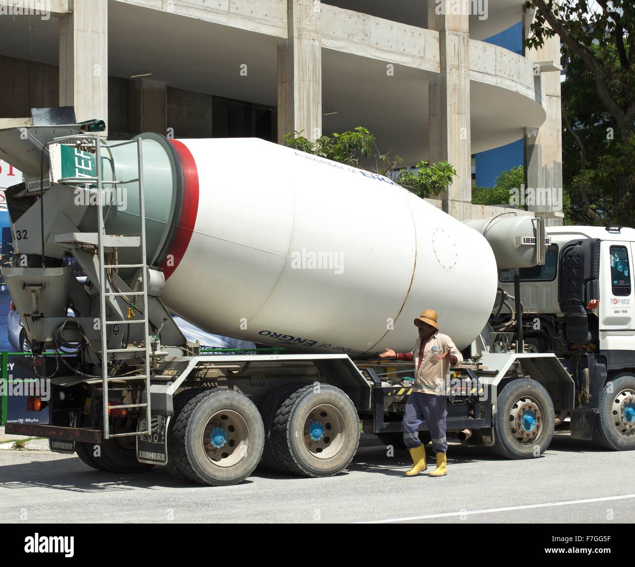 Modern day motoring hi-res stock photography and images - Alamy