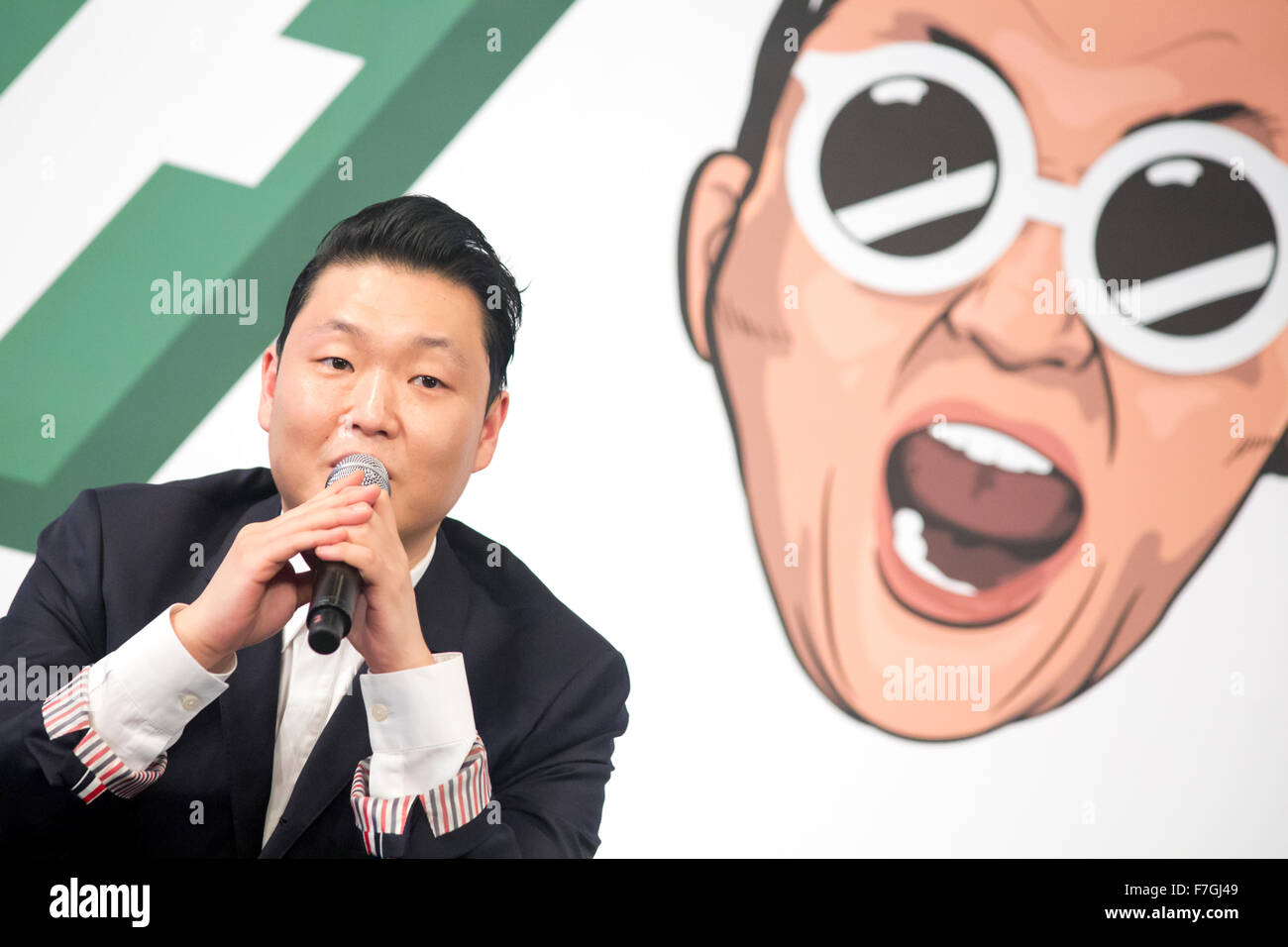 Psy korean singer High Resolution Stock Photography and Images - Alamy